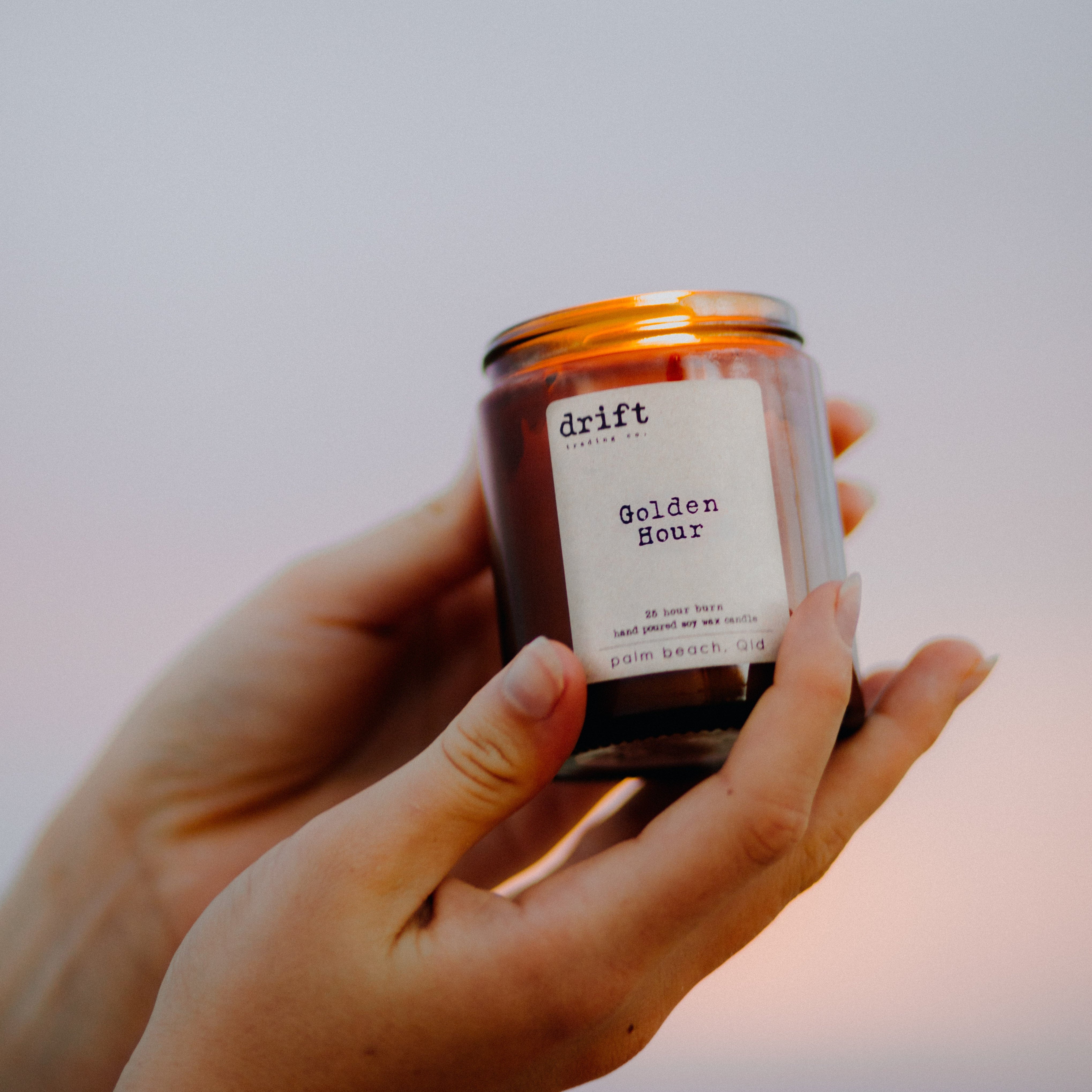 MEDIUM AMBER GLASS CANDLE - 25hr Burn – Wholesale Drift Trading Co
